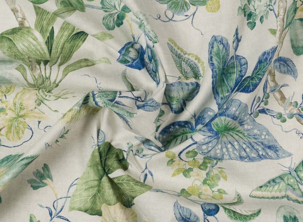 Tela Estampada Flores Grandes y Mariposas | 100% Algodón